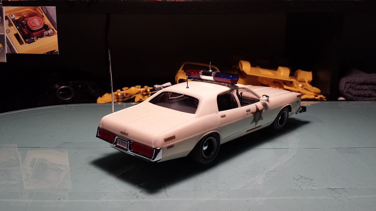 Roscoe's Dodge Monaco Police Car -- Plastic Model Car Kit -- 1/25 Scale ...